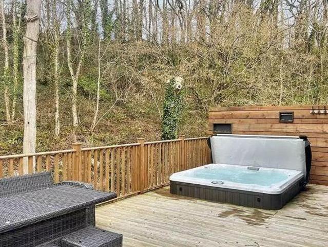 4 Bedroom Lodge For Sale In Finlake Resort & Spa