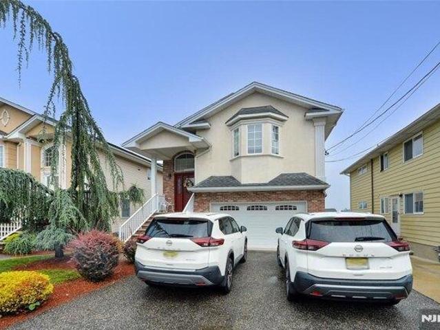 4 bedroom, Lodi NJ 07644 105159934