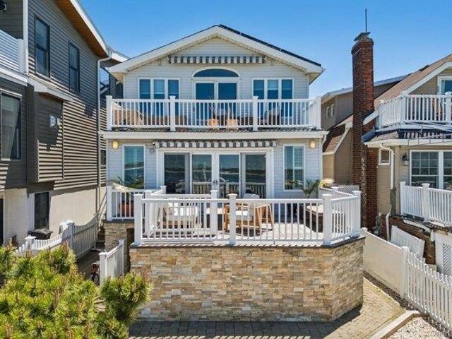 4 bedroom, Long Beach NY 11561 103625411