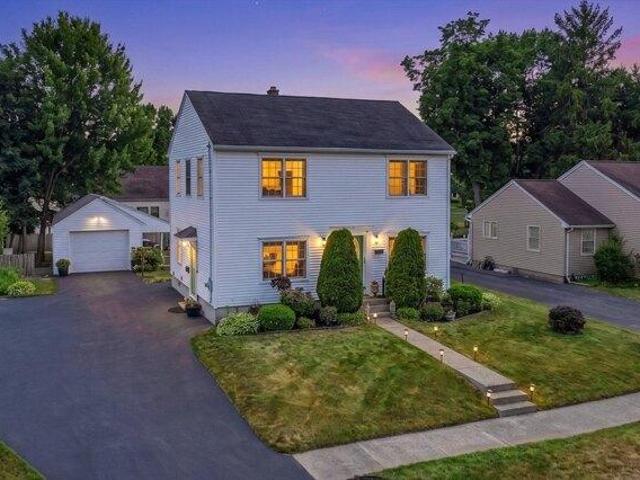 4 bedroom, Longmeadow MA 01106 104791965