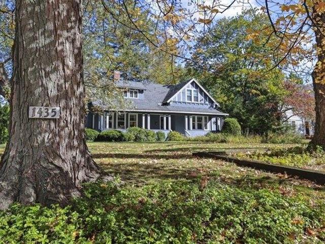4 bedroom, Longmeadow MA 01106 LS102961583