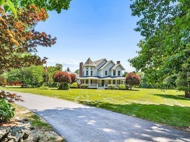 4 bedroom, Londonderry NH 03053 104832307