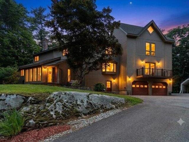 4 bedroom, Londonderry NH 03053 105094348