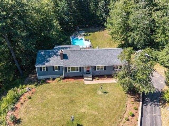4 bedroom, Londonderry NH 03053 105108461