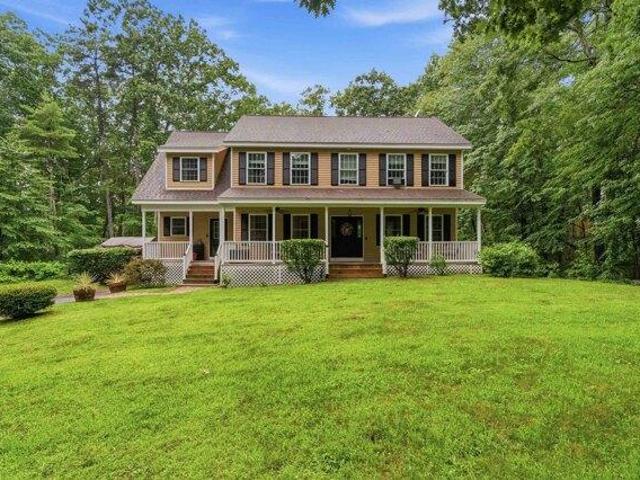 4 bedroom, Londonderry NH 03053 105115612