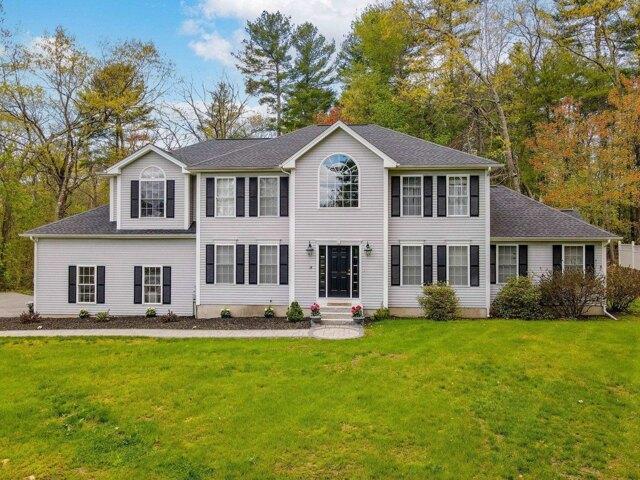 4 bedroom, Londonderry NH 03053 103035775
