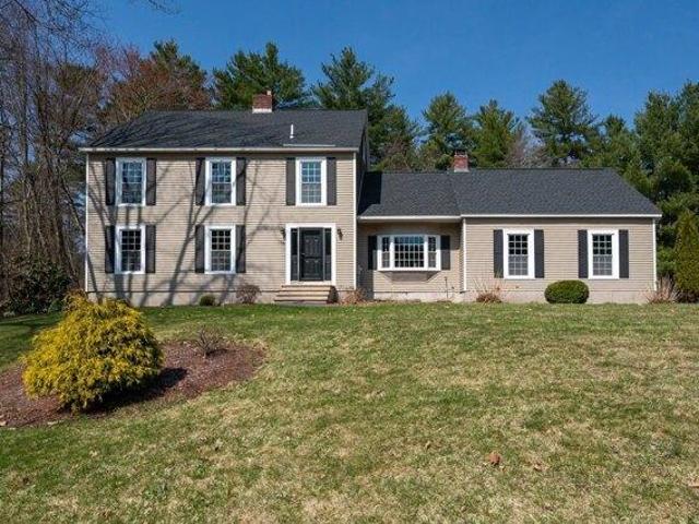 4 bedroom, Londonderry NH 03053 LS102442925