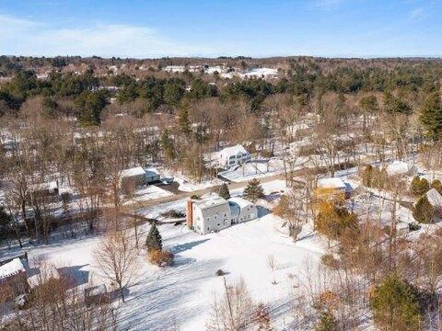 4 bedroom, Londonderry NH 03053 LS102027165