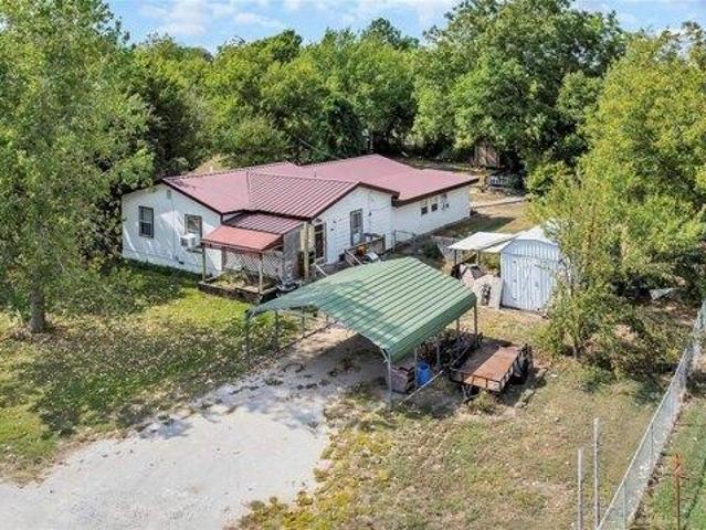 4 bedroom, Lone Grove OK 73443 88453324