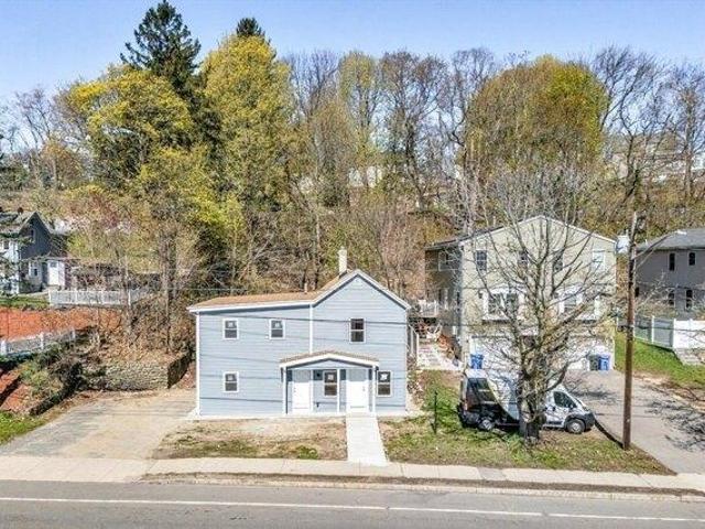 4 bedroom, Lawrence MA 01841 104651455