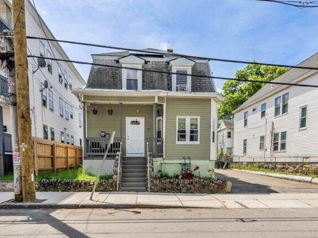 4 bedroom, Lawrence MA 01843 104510340