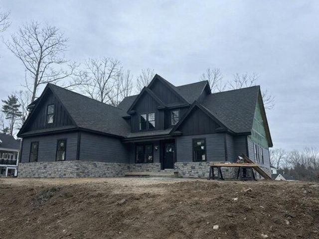 4 bedroom, Laconia NH 03246 104568019