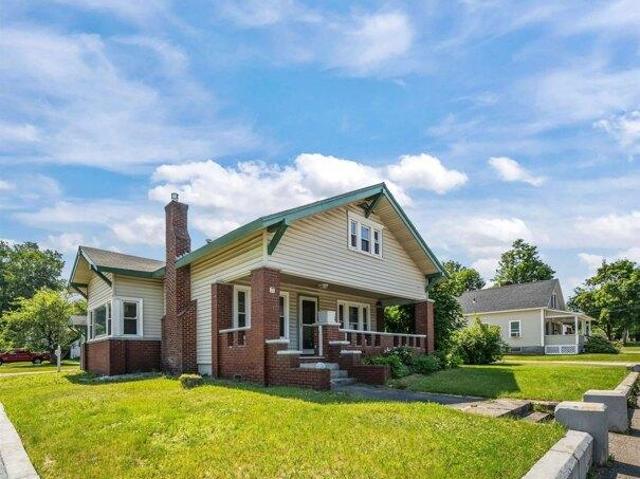 4 bedroom, Laconia NH 03246 104009460