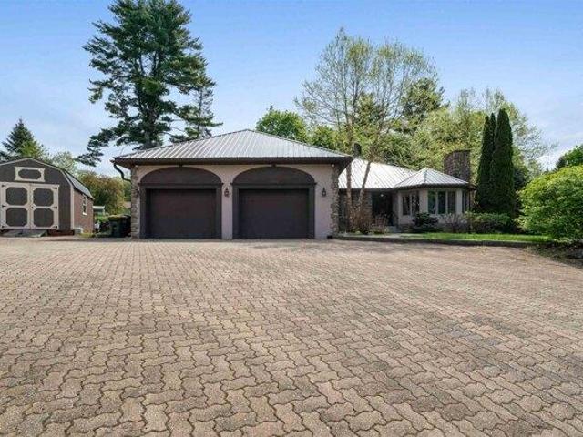 4 bedroom, Laconia NH 03246 LS102633166