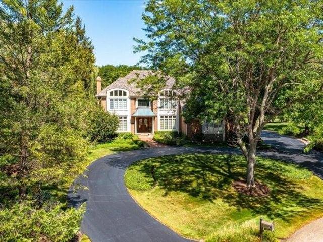 4 bedroom, Lake Barrington IL 60010 LS90518103