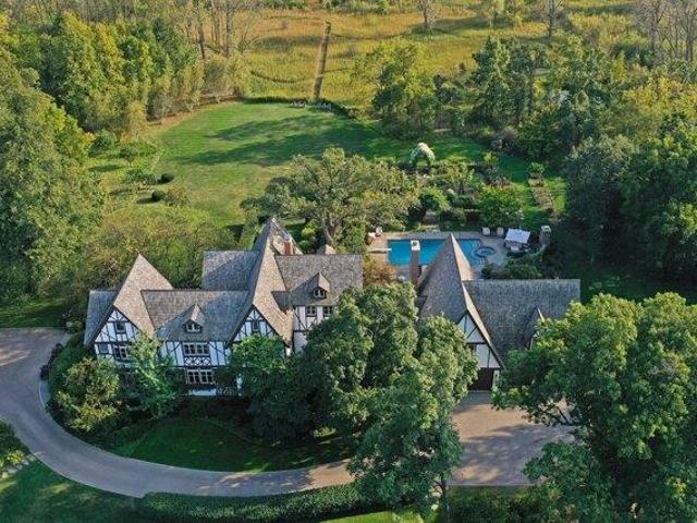 4 bedroom, Lake Forest IL 60045 LS93201891