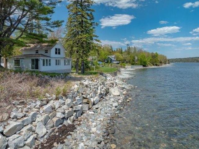 4 bedroom, Lamoine ME 04605 LS102445958