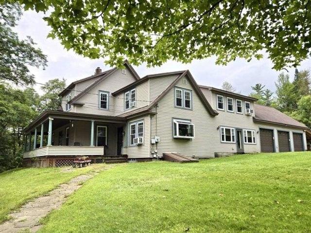 4 bedroom, Lancaster NH 03584 104375885