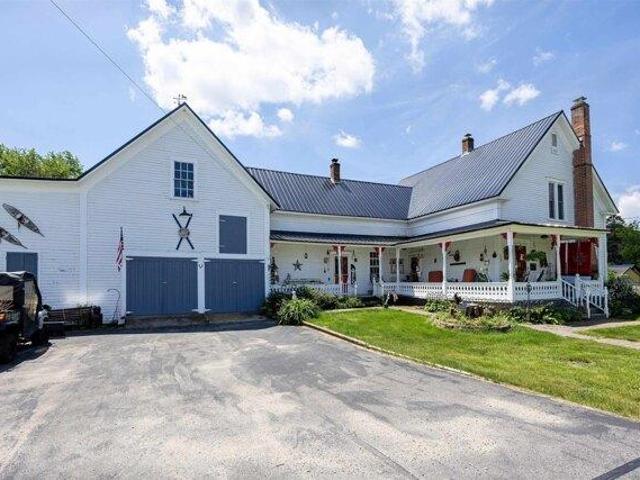 4 bedroom, Lancaster NH 03584 104543321