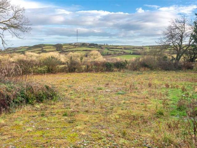 4 Bedroom Land Commercial