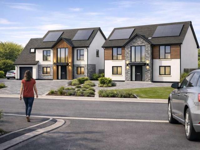 4 Bedroom Land Commercial