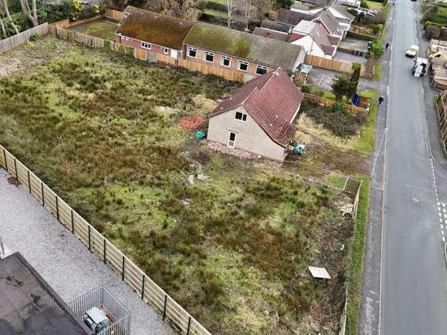 4 Bedroom Land Commercial