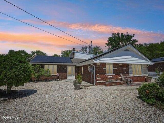 4 bedroom, Lanoka Harbor NJ 08734 LS102826193