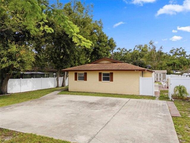 4 bedroom, Largo FL 33770 104900351