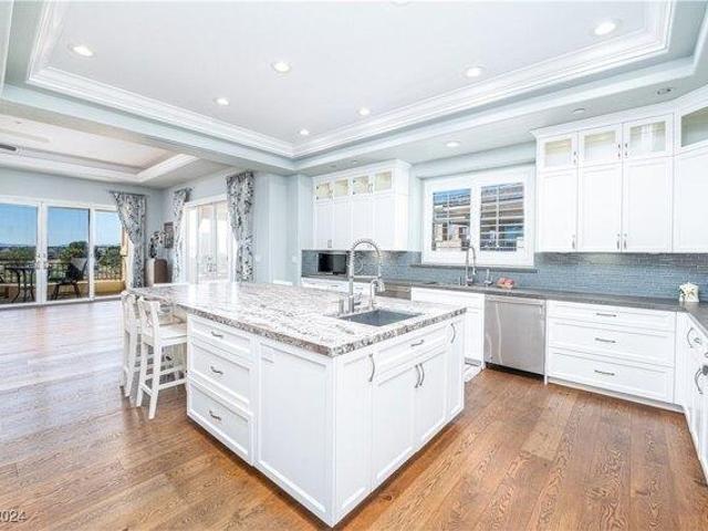 4 bedroom, Las Vegas NV 89144 LS95991425