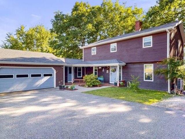 4 bedroom, Lewiston ME 04240 104375915
