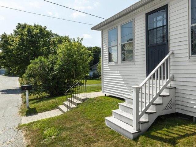 4 bedroom, Lewiston ME 04240 105127833