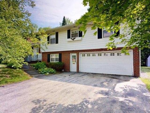 4 bedroom, Lewiston ME 04240 105202689