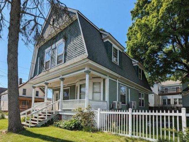 4 bedroom, Lewiston ME 04240 102668771