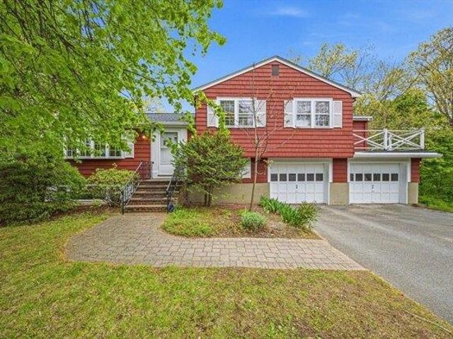 4 bedroom, Lexington MA 02420 103248392