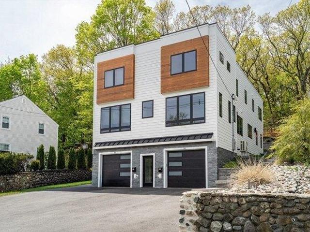 4 bedroom, Lexington MA 02420 103443645