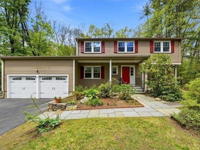 4 bedroom, Lexington MA 02420 103887230