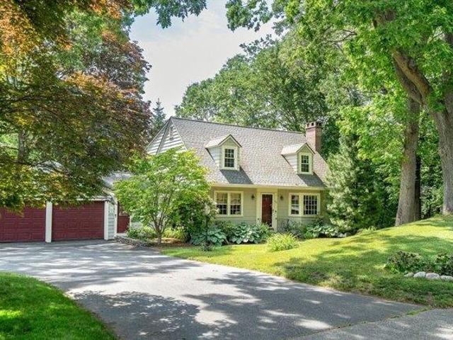 4 bedroom, Lexington MA 02420 105059165