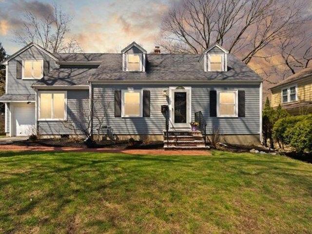 4 bedroom, Lexington MA 02421 LS102960088