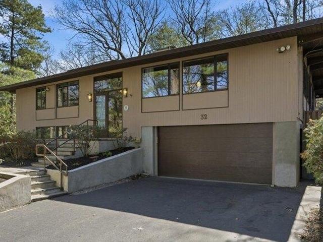 4 bedroom, Lexington MA 02421 102585108
