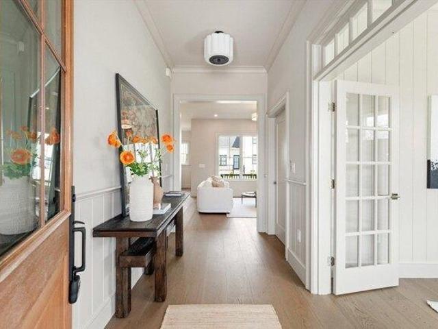 4 bedroom, Lexington MA 02421 102823388