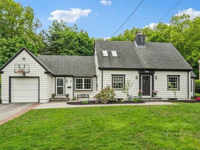 4 bedroom, Lexington MA 02421 103436978