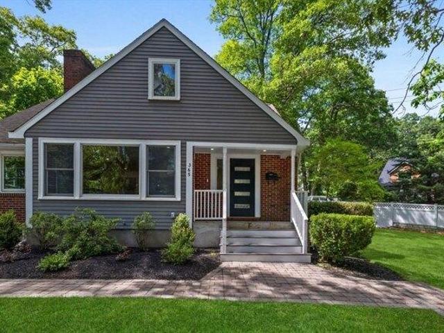 4 bedroom, Lexington MA 02421 104569792