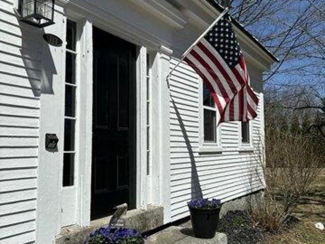 4 bedroom, Lebanon ME 04027 LS89813882