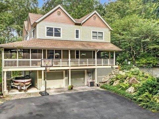 4 bedroom, Lebanon NJ 07830 LS102828776
