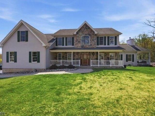 4 bedroom, Lebanon NJ 08826 102282391