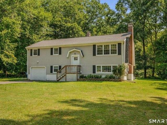 4 bedroom, Ledyard CT 06335 104811940