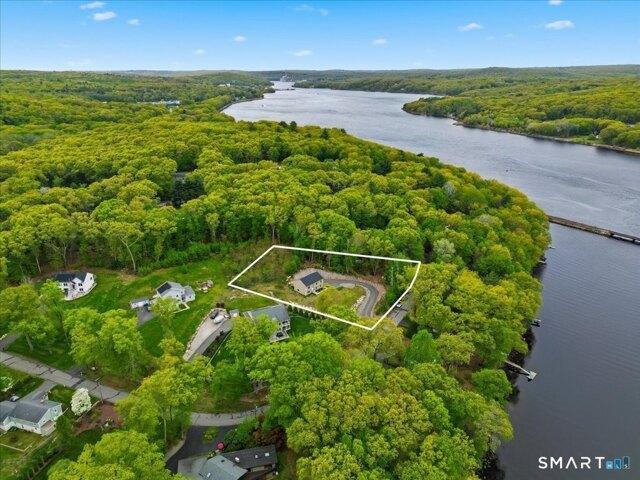 4 bedroom, Ledyard CT 06335 LS103101477