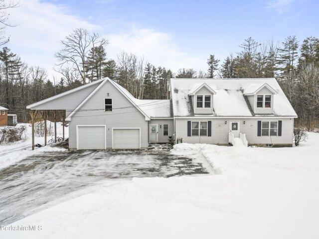 4 bedroom, Lee MA 01238 102412719
