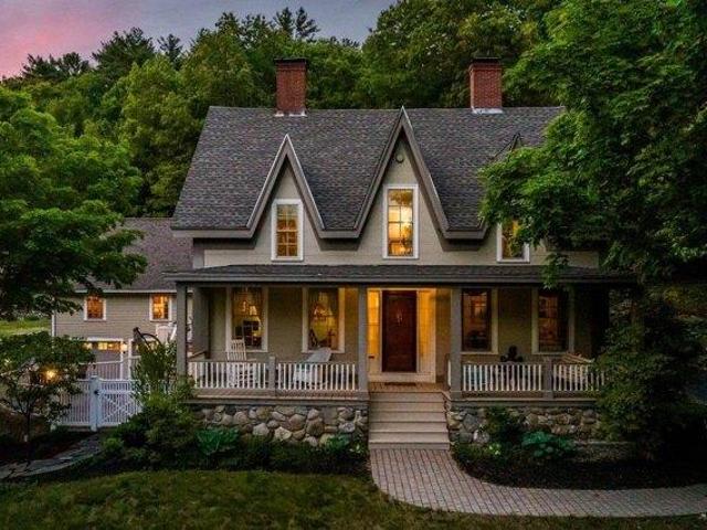 4 bedroom, Lee NH 03861 103436805