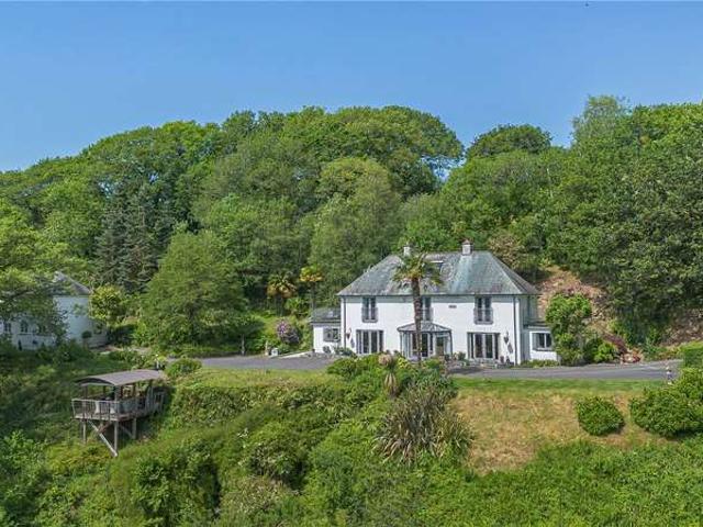 4 Bedroom Leisure Facility Commercial